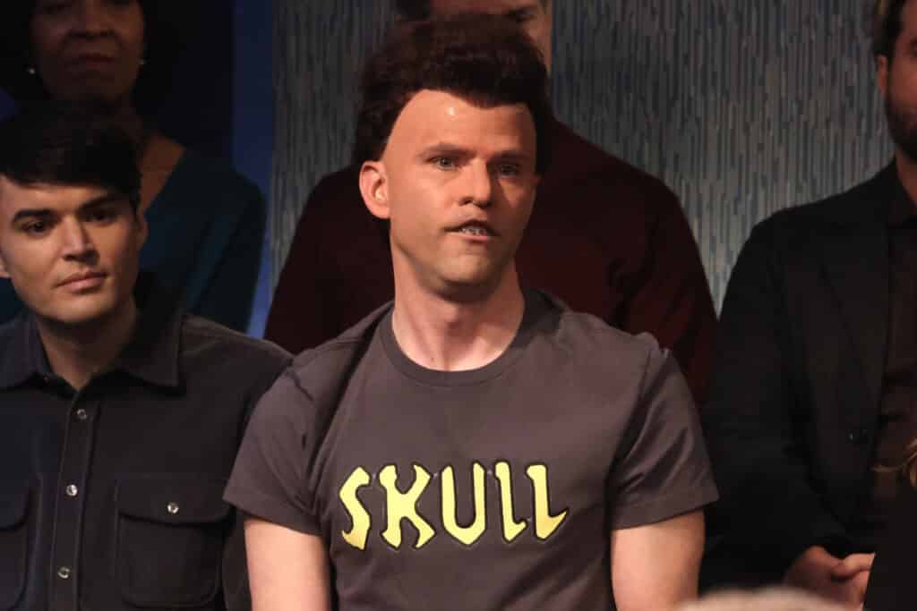 SNL Makeup Artist Shares How They Got That Butt-Head Look - LateNighter