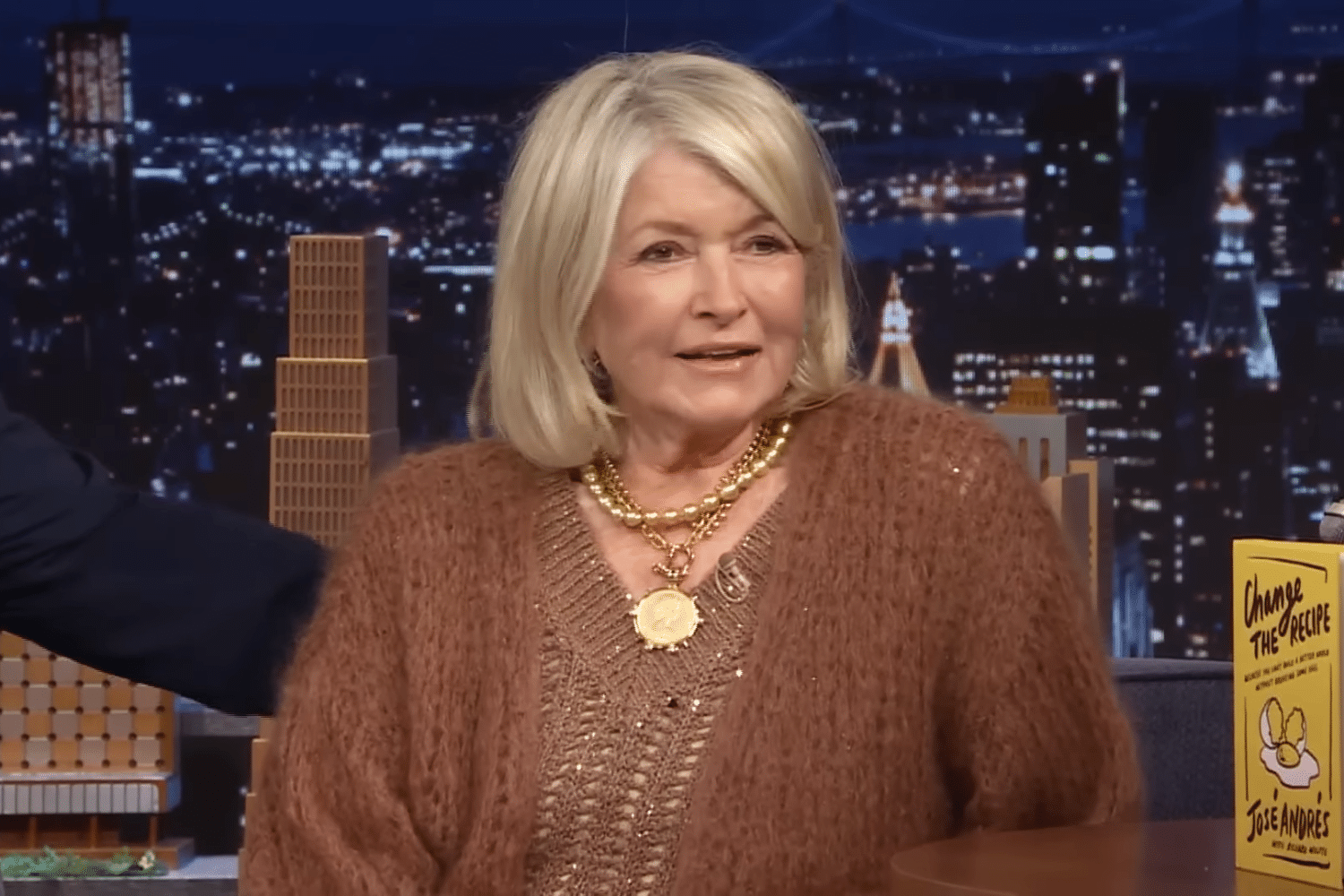Martha Stewart Crashes 'Tonight Show' to Join Show's Ten-Timers Club ...