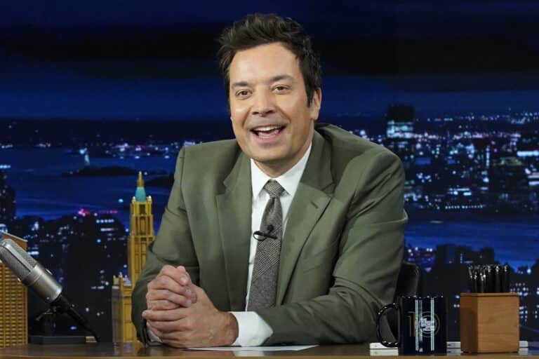 Jimmy Fallon Has 'No Plan' to Exit, Late Night Mulls Live 'Tonight Show ...