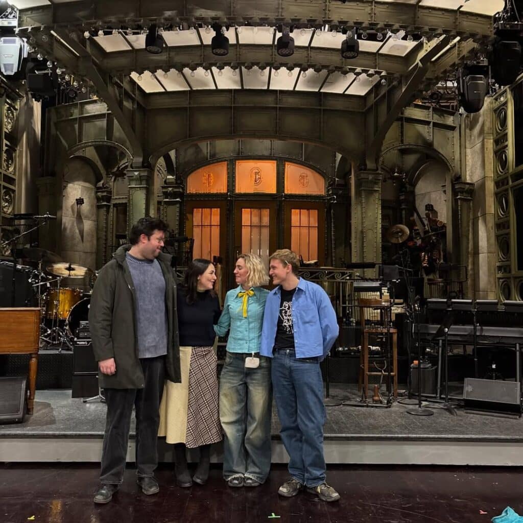 Photos: SNL UK Cast Visited SNL's Studio 8H Last Week - LateNighter
